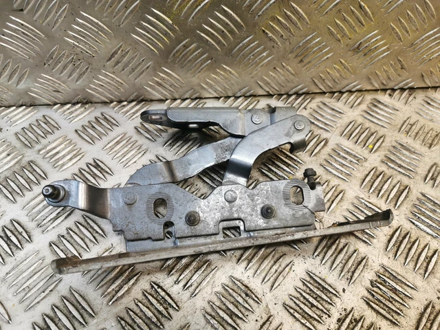 MERCEDES W204 CAPOT Charnière avant Gauche Classe C S204 OEM Occasion 2048800728 EUR 28,01 ...