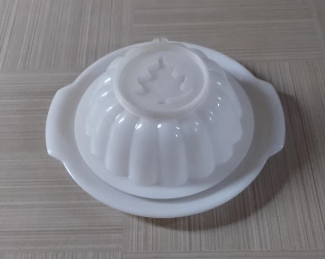 VINTAGE TUPPERWARE JEL-N-SERVE Christmas Tree Jell-O Mold Set $7.99 ...