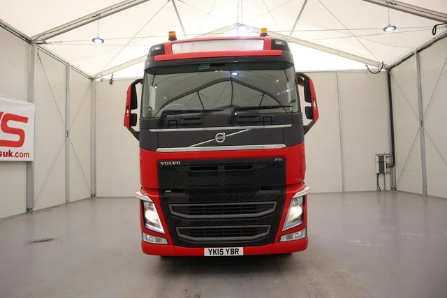 2015 (15 PLATE) Volvo FH500 6x2 Euro 6 Tractor Unit £14,750.00 ...