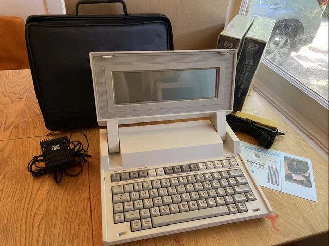 HEWLETT PACKARD MODEL 110 Early 80s Laptop MS-DOS with Manuals & Bag w ...