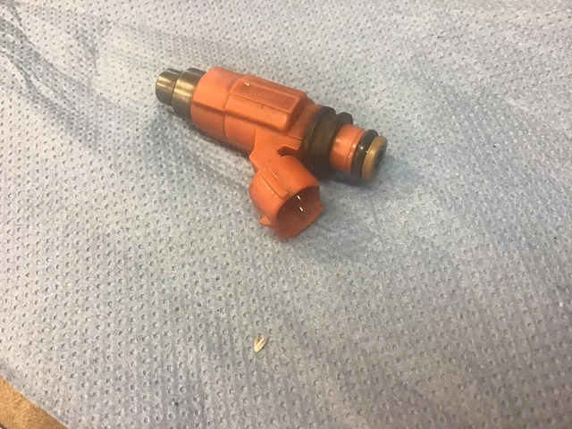 SUZUKI DF115 FOUR Stroke 115hp Fuel Injector… £37.50 - PicClick UK