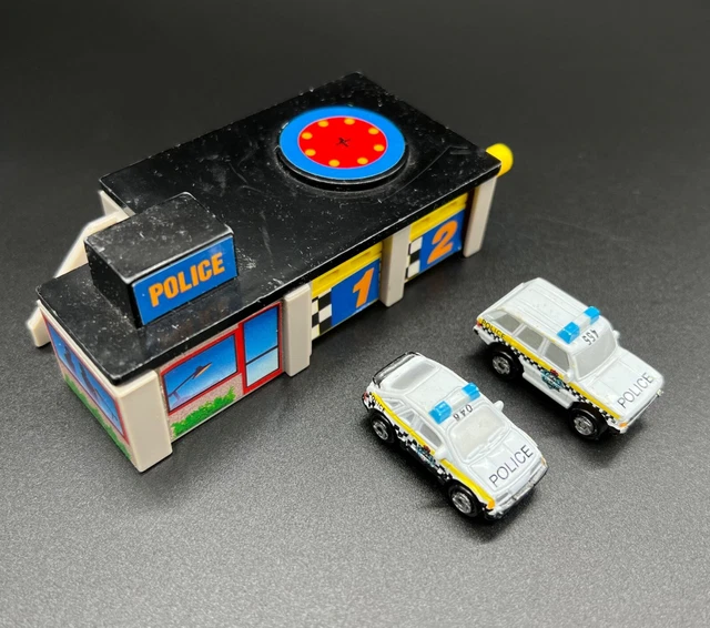 MICRO MACHINES VINTAGE Galoob 1993 British Police Set Range Rover Ford ...