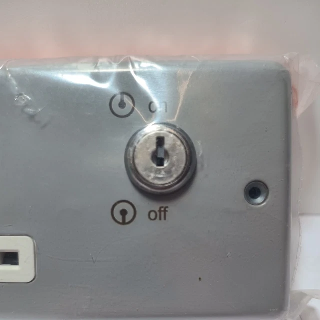 K2435ALM MK METALCLAD Plus 1G DP 13A 250V ~ Key Operated Socket NEW £25 ...