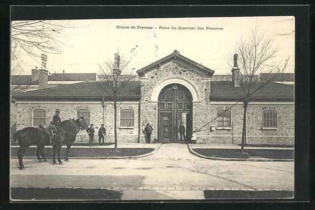 CPA FRESNES, PRISON - Porte du Quartier des femmes, Frauengefängnis EUR ...