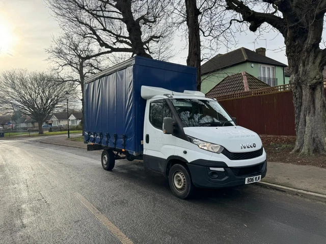 IVECO DAILY AUTOMATIC Luton Curtainsider Van £3,000.00 - PicClick UK