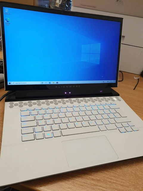 ALIENWARE M15 R2 i5 9th Gen 8GB 256GB SSD FHD Gaming laptop EUR 849,03 ...