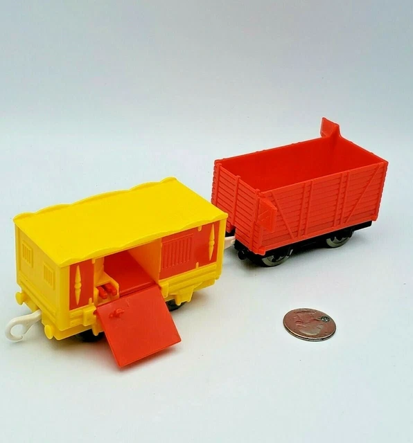 THOMAS FRIENDS TRACKMASTER Train Tank Engine - Cargo Car & Box Door Lot ...