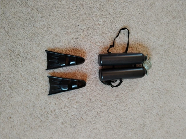 ACTION MAN FLIPPERS and Oxygen Tank 1970s Vintage made by Palitoy £6.00 ...