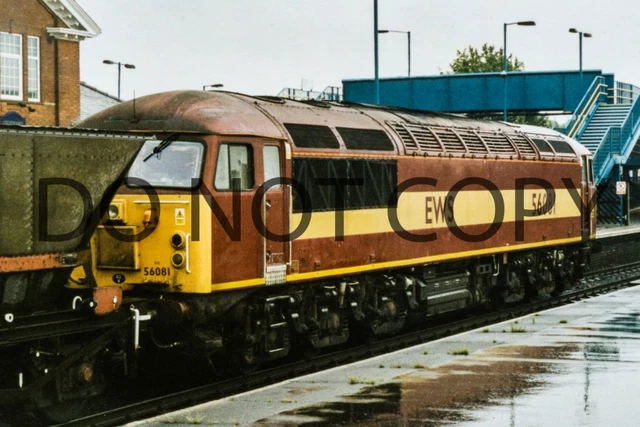 UK DIESEL TRAIN Railway Photograph Of Class 56 56081 Loco. Rm56-403 £1. ...