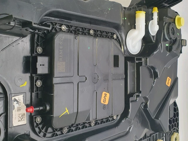 SERBATOIO ADBLUE COMPLETO - Peugeot 3008 II PH.1 - 1682620780 - B1 ...
