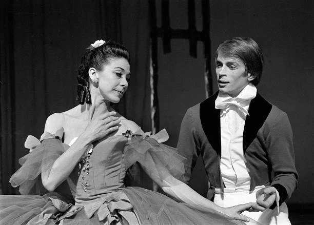 RUDOLF NUREYEV AND Margot Fonteyn 1963 Old Photo 1 EUR 6,33 - PicClick IT