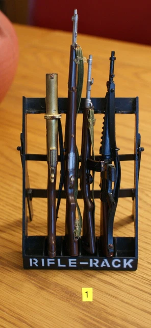 VINTAGE ACTION MAN Rifle Rack with 4 Rifles ( No 1 ) £12.00 - PicClick UK