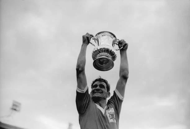 NOTTINGHAM FOREST FOOTBALL Club captain Jack Burkitt holds the FA - Old ...
