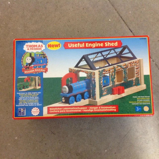 THOMAS THE TANK engine Thomas and friends lc99381 useful engine shed ...