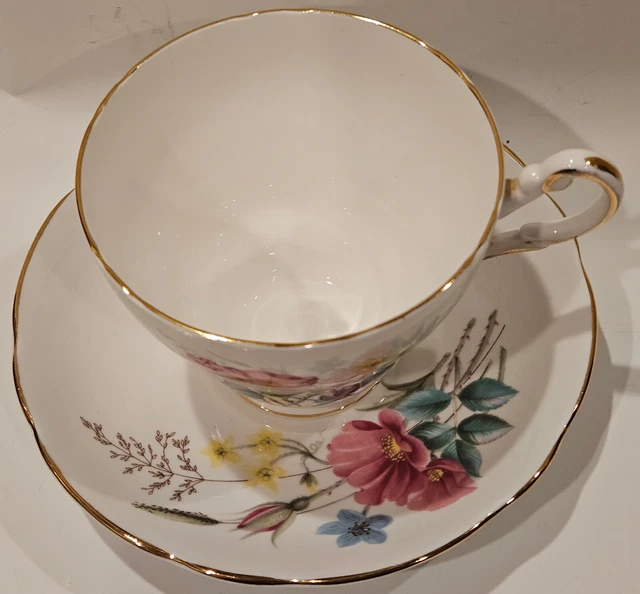 REGENCY FINE BONE China, Made in England Poppy Floral Pattern Teacup ...