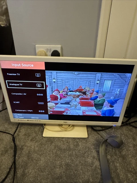 BUSH 24& LED TV DVD Combo with Remote HD White - Read Description £49. ...