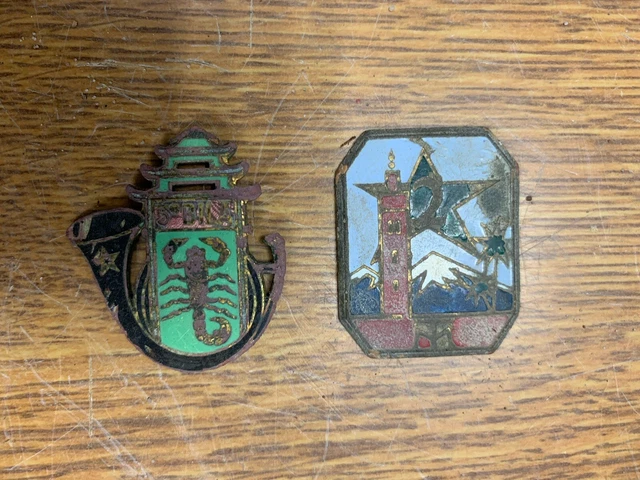 LOT DE DEUX Insignes Militaires Français - RARE LOT 3 EUR 1,00 ...