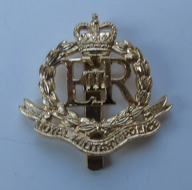ROYAL MILITARY POLICE British Army Genuine Cap Badge Queen's Crown £6. ...