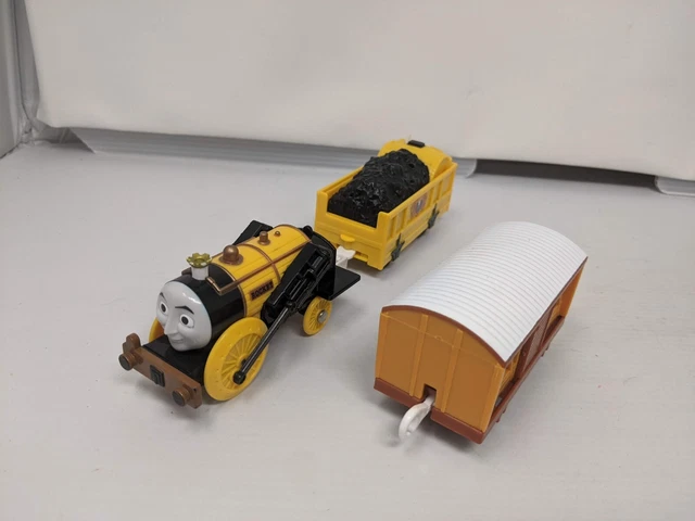 THOMAS & FRIENDS Trackmaster Motorized Stephen Rocket Engine Tender ...