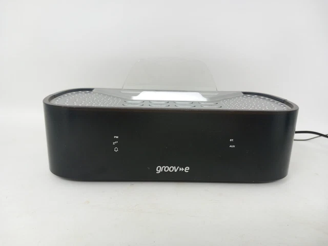 GROOV-E TIME CURVE - Digital Alarm Clock with Built-In FM Radio & USB ...