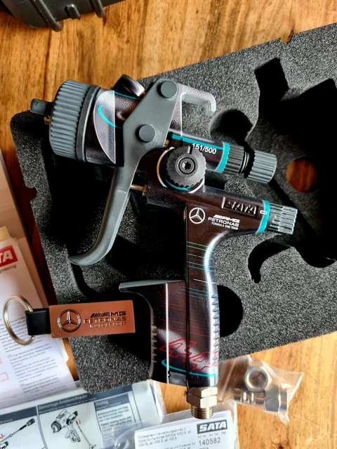 SATAJET X5500 AMG Petronas Lackierpistole Sata Jet Spraygun Limited EUR ...