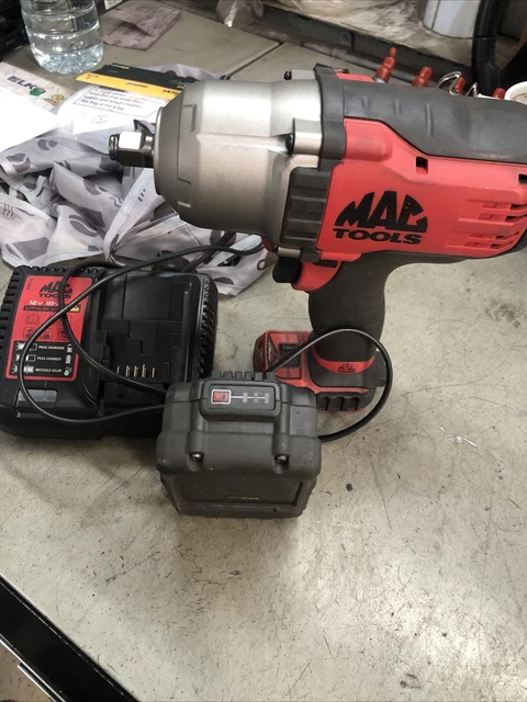 MAC TOOLS 1/2& 18V Brushless Impact Gun with Battery BWP152 £260.72 ...