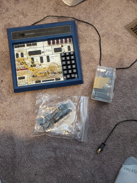 VINTAGE HEATHKIT MODEL ET-3400 Microcomputer Learning System Powers Up ...