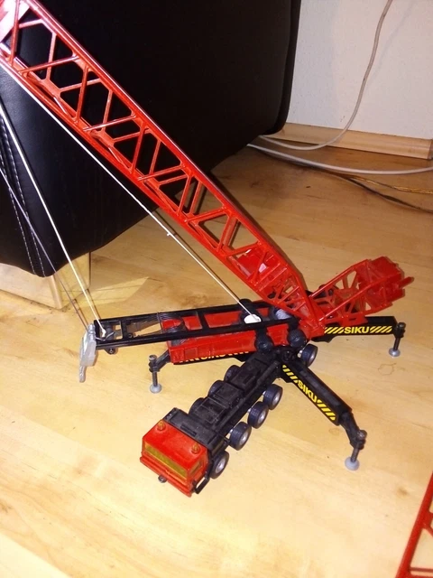 LIEBHERR SIKU SUPER 4810 Schwerer Mobilkran / Spacelifter rot EUR 45,00 ...