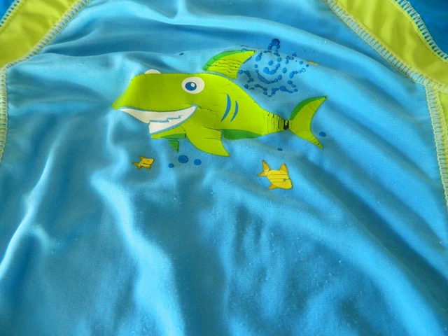 BOYS UV SKINZ 3T Shark Shirt Poly Blend $6.21 - PicClick AU
