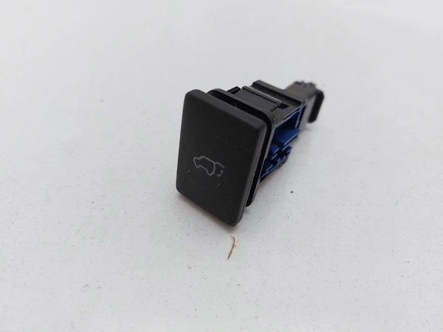 TOYOTA RAV4 MK4 Xa40 Boot Trunk Tailgate Release Button Switch 2016 £19 ...