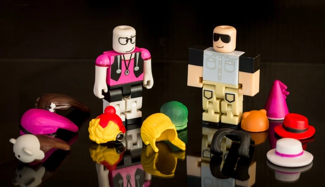 CELEBRITY COLLECTION TOP Roblox Runway Model Action Figure Set Complete ...