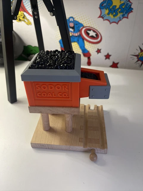 THOMAS & FRIENDS Wooden Railway Sodor Coal Loader With Coal Scenery £12 ...