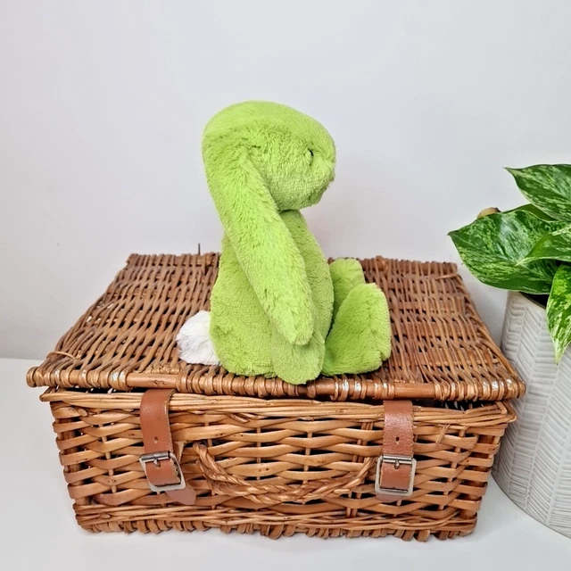 JELLYCAT SMALL BASHFUL Apple Bunny - Green Small Bashful Rabbit Retired ...