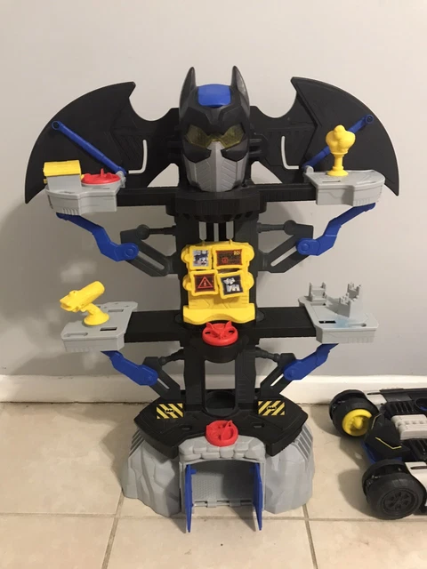 FISHER PRICE IMAGINEXT Transforming DC Batman Batcave Tower And Car ...