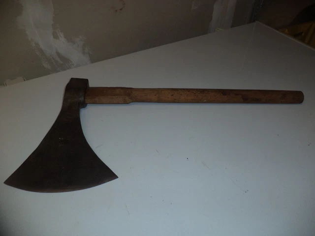 OUTIL ANCIEN HACHE En Fer Forgée 19 -ème de Charpentier bucheron n.17 ...
