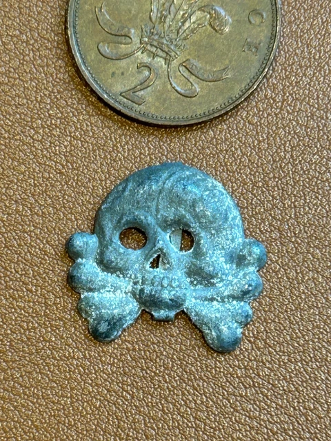 ORIGINAL GERMAN WW2 Panzer Tank collar insignia skull pin badge £30.00 ...