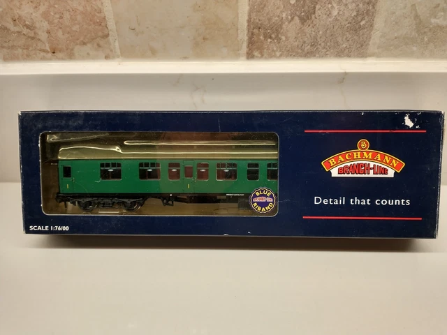 BACHMANN 39-128A BR MK1 Composite CK BR Green Coach OO Gauge £23.58 ...