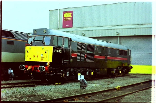 35MM RAILWAY COLOUR Negative Class 31 452 at Toton £1.75 - PicClick UK