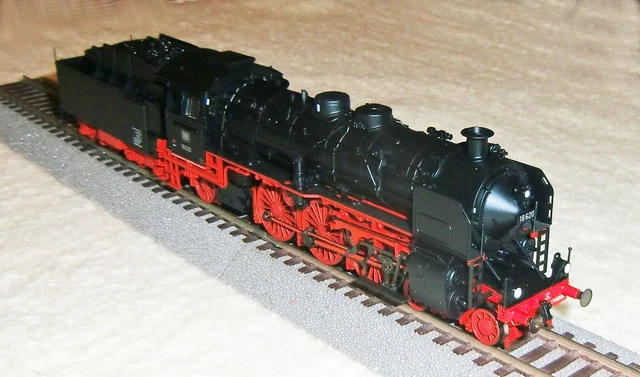 FLEISCHMANN H0 - Dampflokomotive BR 18 der DB, Art.Nr. 4118, DSS (Schnittstelle) EUR 210,00 ...