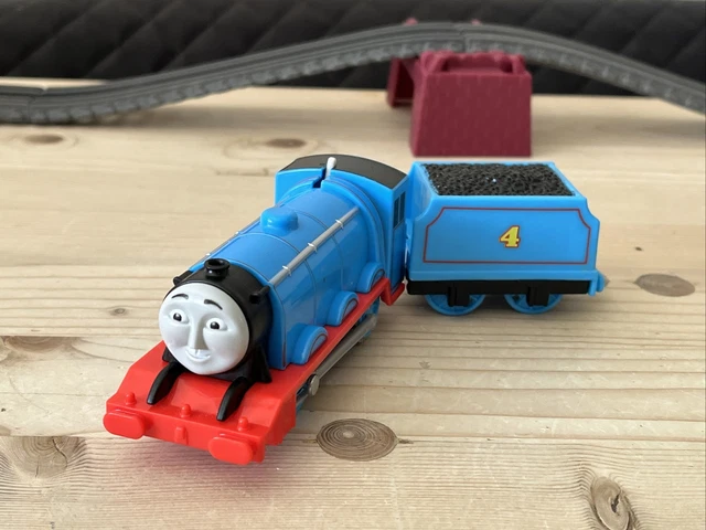 THOMAS TRACKMASTER REVOLUTION GORDON battery train £6.00 - PicClick UK