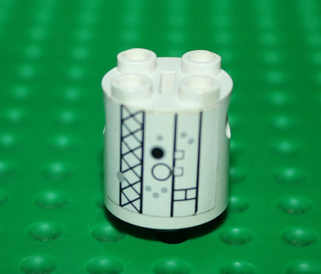 LEGO WHITE BRICK Round Robot Body (sticker) ref 30361pb021 set 7467 EUR ...