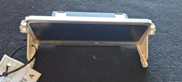 HOLDEN COMMODORE INSTRUMENT Cluster Display Cluster (Centre), Ve, Sv6 ...