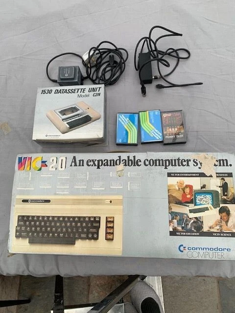 RETRO VIC 20 An expandable Computer System with 1530 Datassette Unit Model C2N £299.00 - PicClick UK