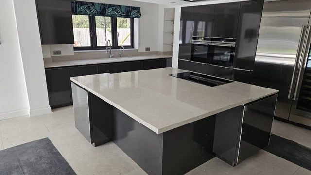 NOBILIA MODERN GLOSS Graphite Kitchen & Large Island, Worktops, Siemens ...