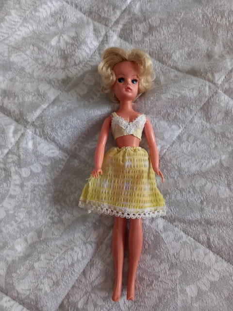 VINTAGE PEDIGREE SINDY doll 1970s £25.00 - PicClick UK VINTAGE PEDIGREE SINDY doll 1970s £25.00 - PicClick UK