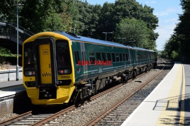 PHOTO CLASS 158 Sprinter Express 3-Car Dmu No 158 952 Departing ...