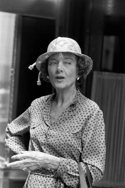 ACTRESS MYRNA LOY Film Star Movie Star Old Photo 3 $9.00 - PicClick AU