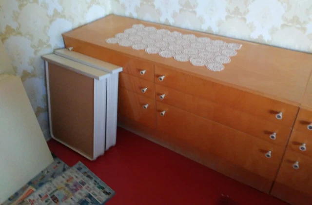 DDR SCHLAFZIMMER MÖBEL, Kleiderschrank, 2 Nachtschränkchen, Kommode ...