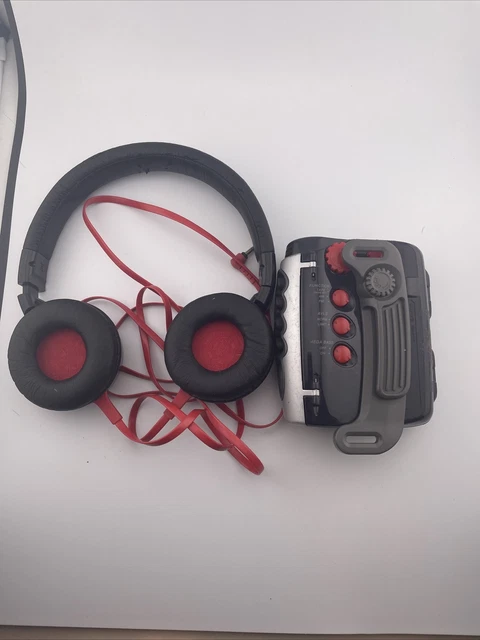 RARE VINTAGE RED Sony WM-FS111 Sports Walkman, AM/FM, VGC, AVLS, Mega ...