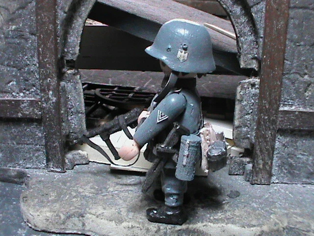 PLAYMOBIL CUSTOM SOUS-OFFICIER Wehrmacht (France-1941) Ref-0704 Bis EUR ...